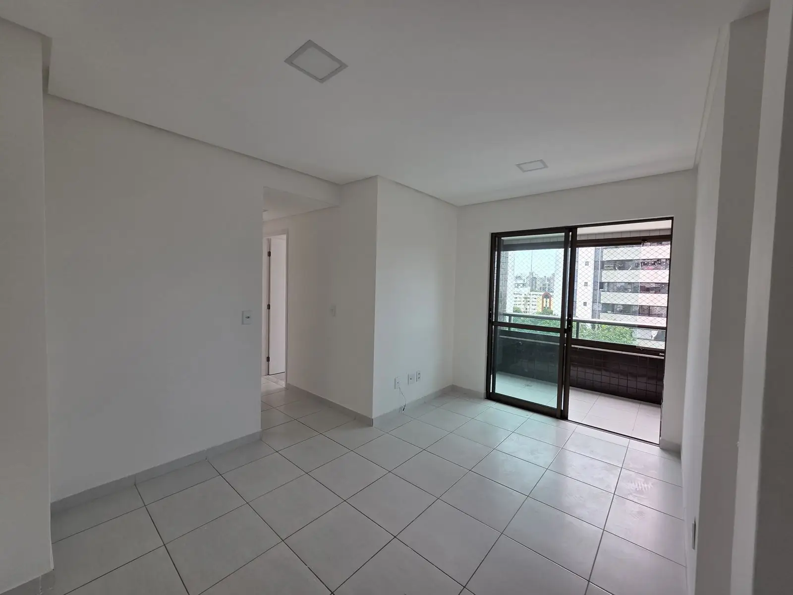 Apartamento à venda no SINGULLARE IGUATEMI, PARQUE BELA VISTA, Salvador, BA